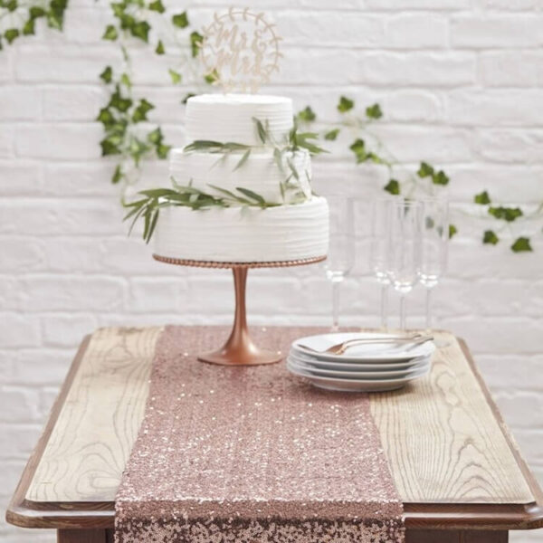 Table Runner Factory in China|Gold Dining Table Runners Manufacturer