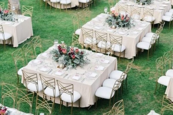 The Definitive Guide to Banquet Table Size: How to Maximize Seating ...